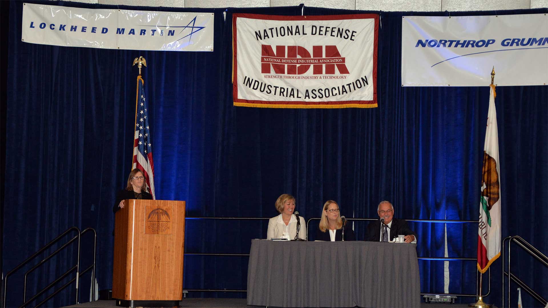 GOLD COAST SMALL BUSINESS PROCUREMENT EVENT Visit www.navygoldcoast.org ...